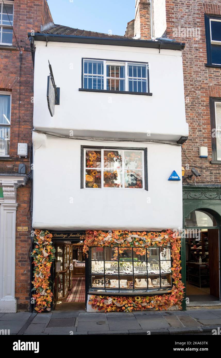 Jeweller's shop formerly a house dating back to the 14th century in Low ...