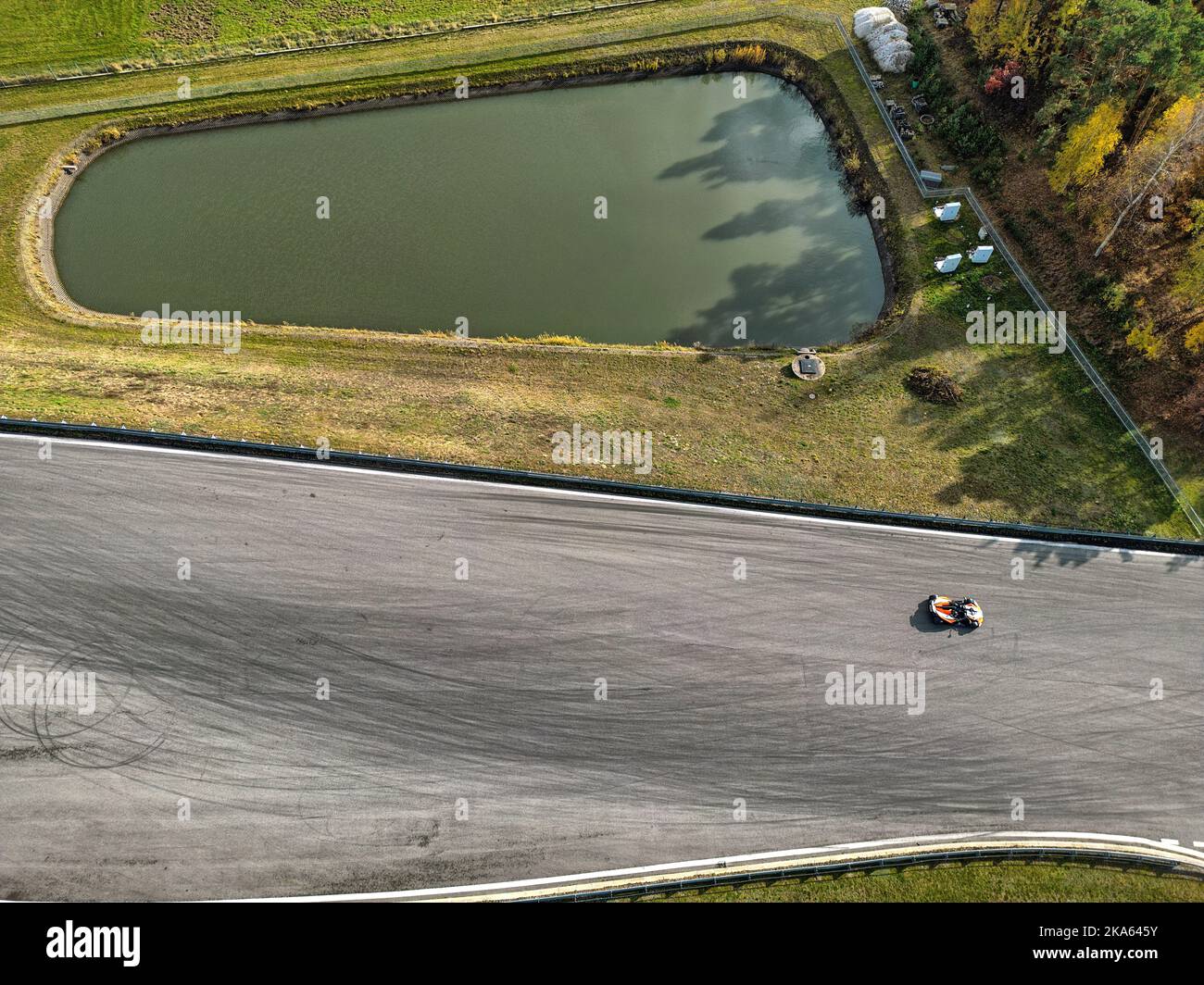 Aerial race car hi-res stock photography and images - Alamy