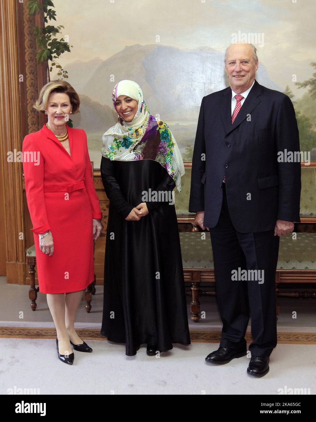 Tawakul karman nobel peace prize hi-res stock photography and images ...