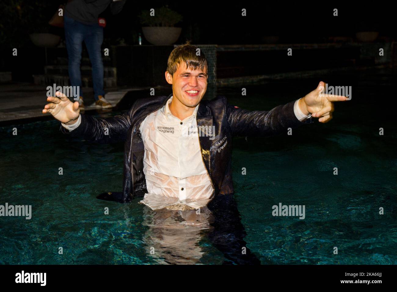 New World Chess Champion, Magnus Carlsen from Norway, celebrates ...