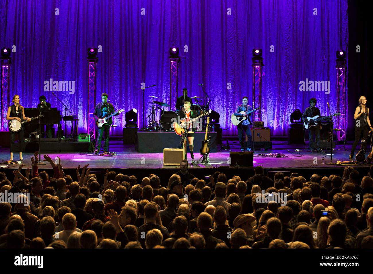 Emily Robison, Natalie Maines and Martie Maguire of US country band ...
