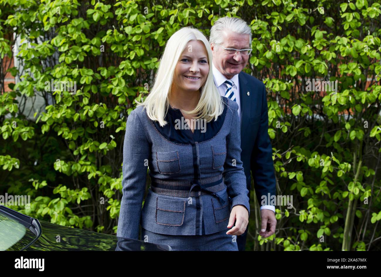 Children princess police hi-res stock photography and images - Alamy