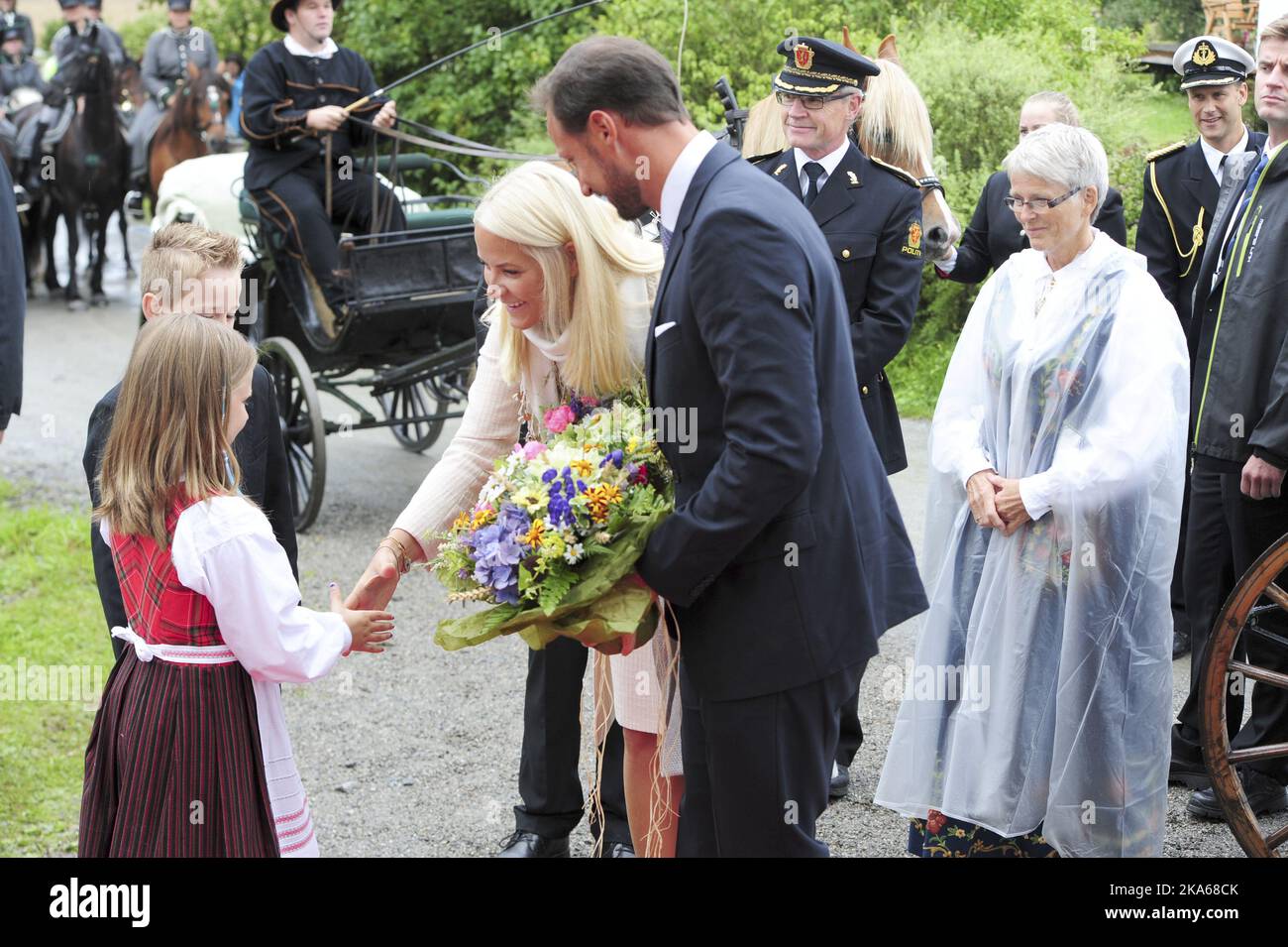 Oslo 20140814. Kronprins Haakon og kronprinsesse Mette-Marit fikk ...