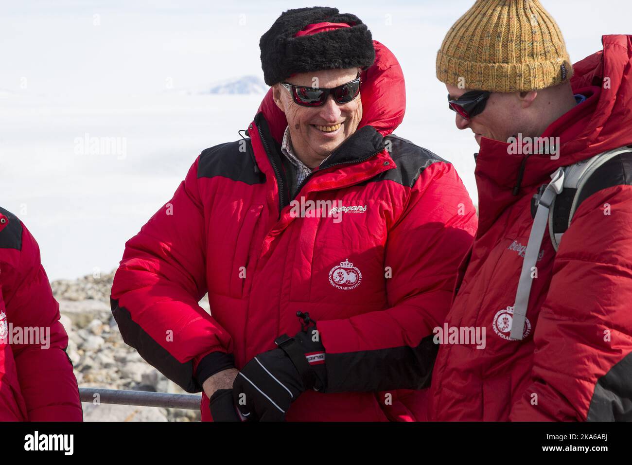 Troll station antarctica hi-res stock photography and images - Alamy