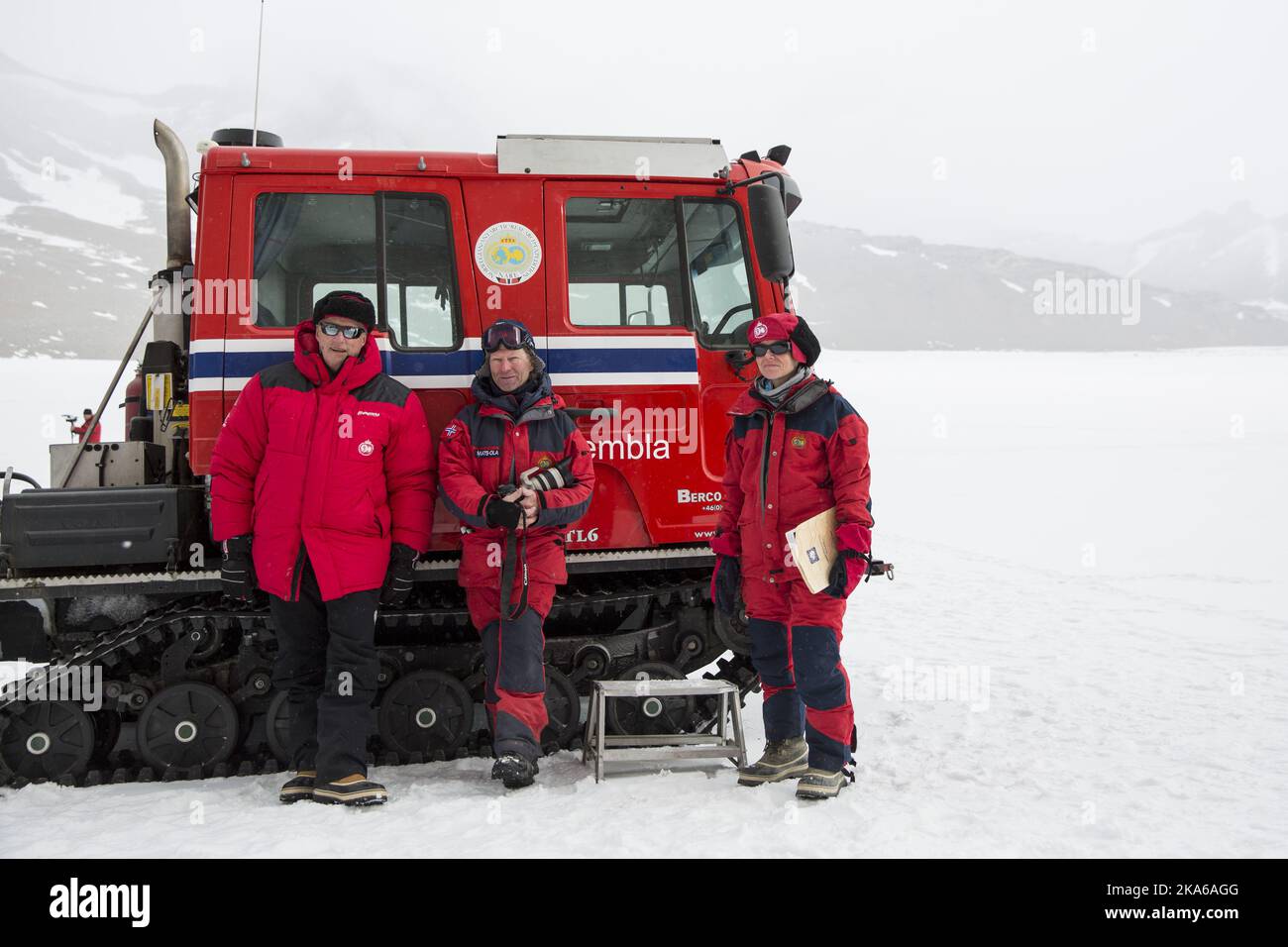 Troll station antarctica hi-res stock photography and images - Alamy