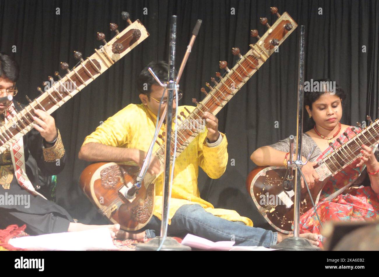 Ayon banerjee hi-res stock photography and images - Alamy