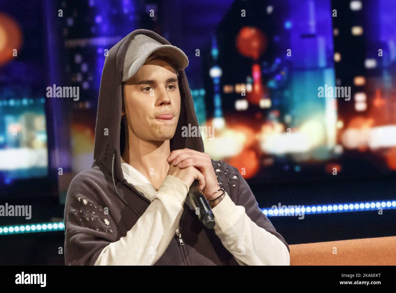 Tv2s hi-res stock photography and images - Alamy