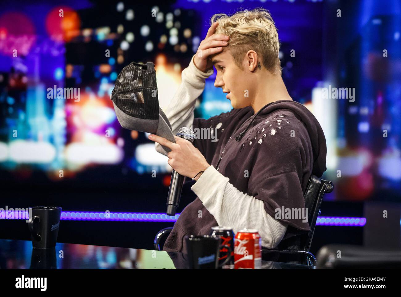 Tattoo behind ear hi-res stock photography and images - Alamy