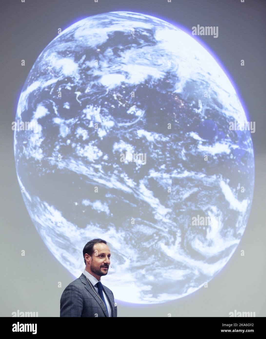 Krokkleiva 20160413. Norwegian Crown Prince Haakon opens learning ...