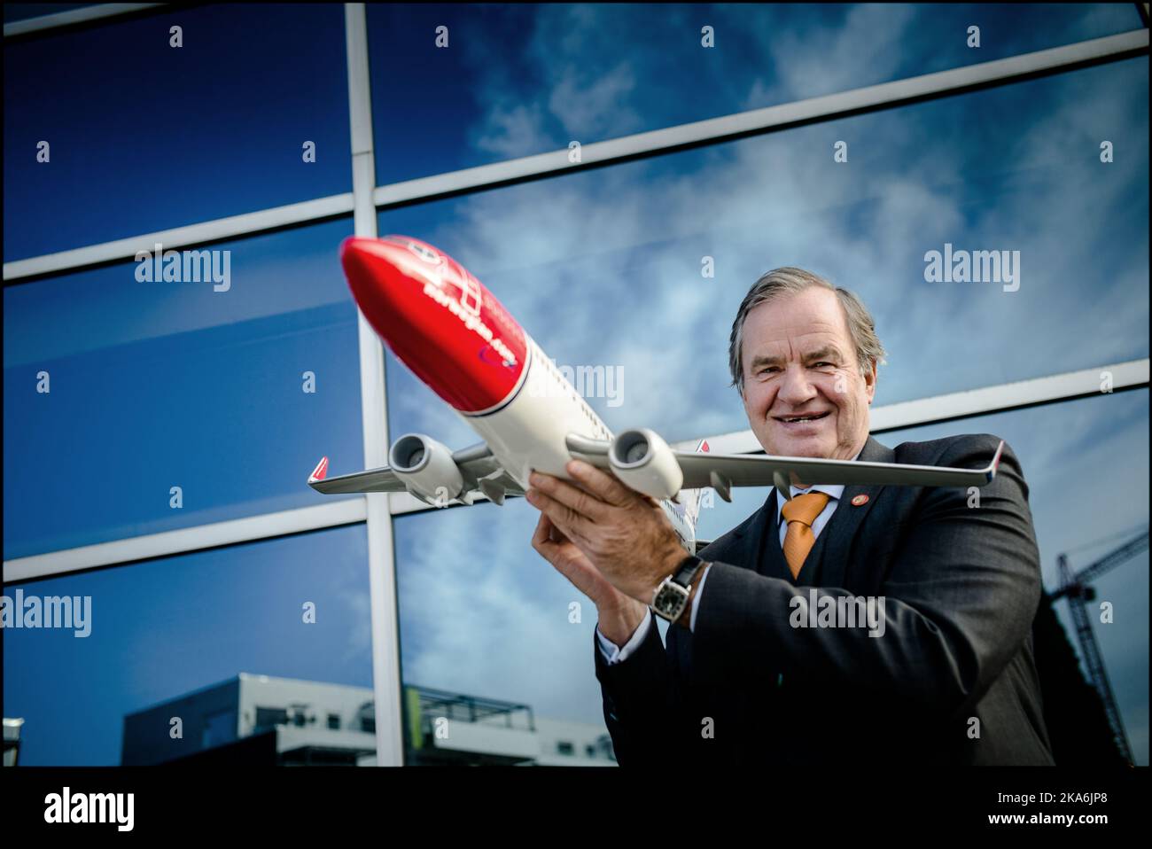 Norwegian Air Shuttle CEO Bjorn Kjos with a Boeing 737-800 model in ...