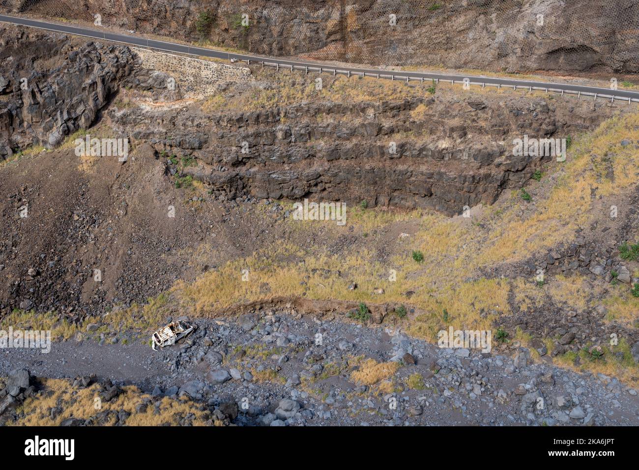 Maui remote road hi-res stock photography and images - Alamy