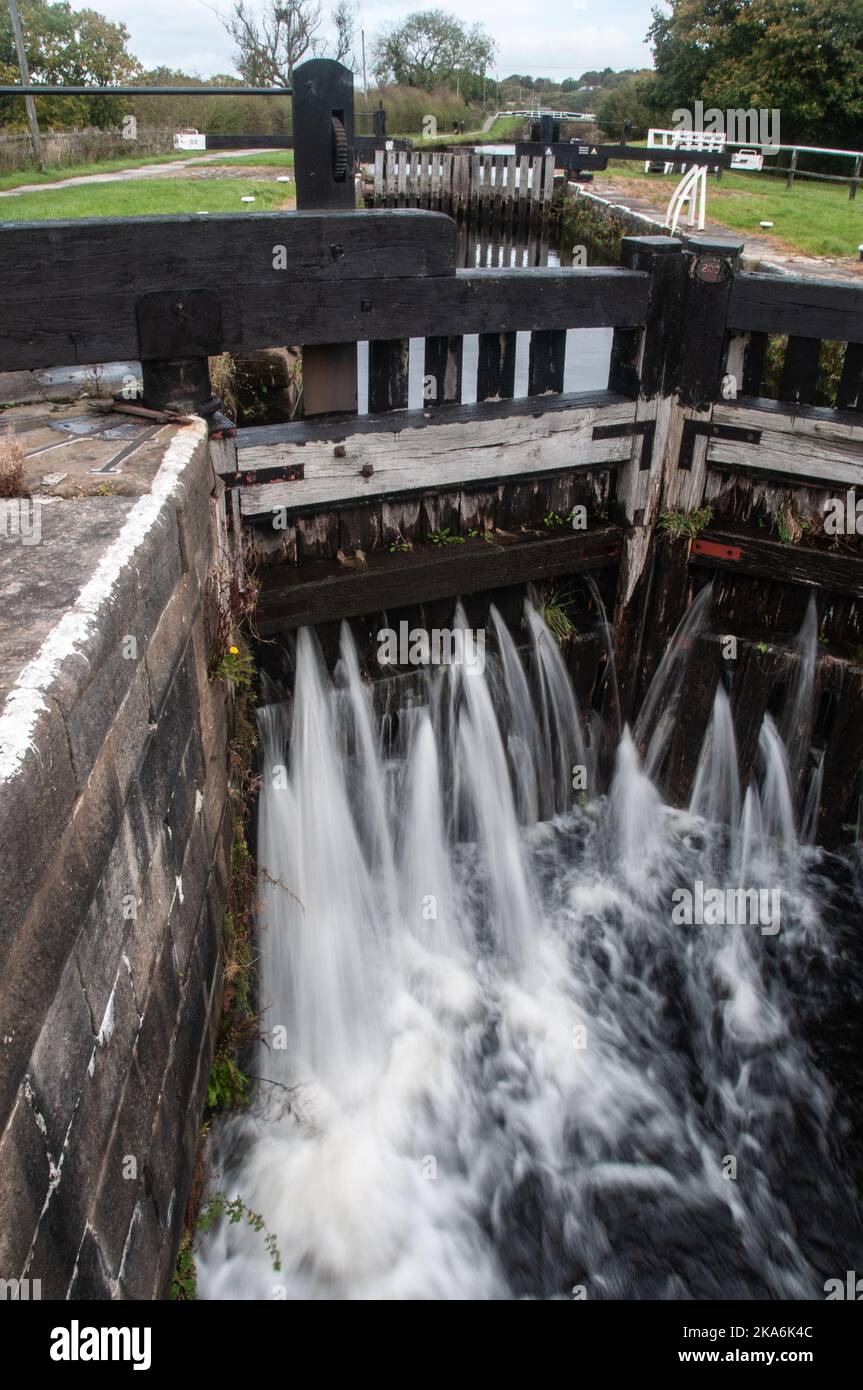Around the UK - Leaking lock gates on the Leeds to Liverpool Canal at ...