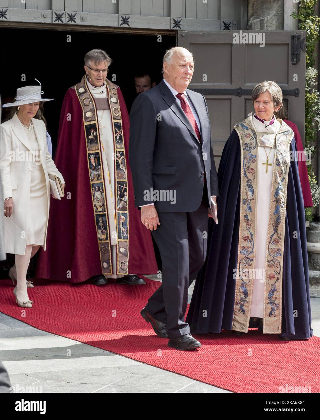 Ntb ntb bishop bishops hi-res stock photography and images - Alamy