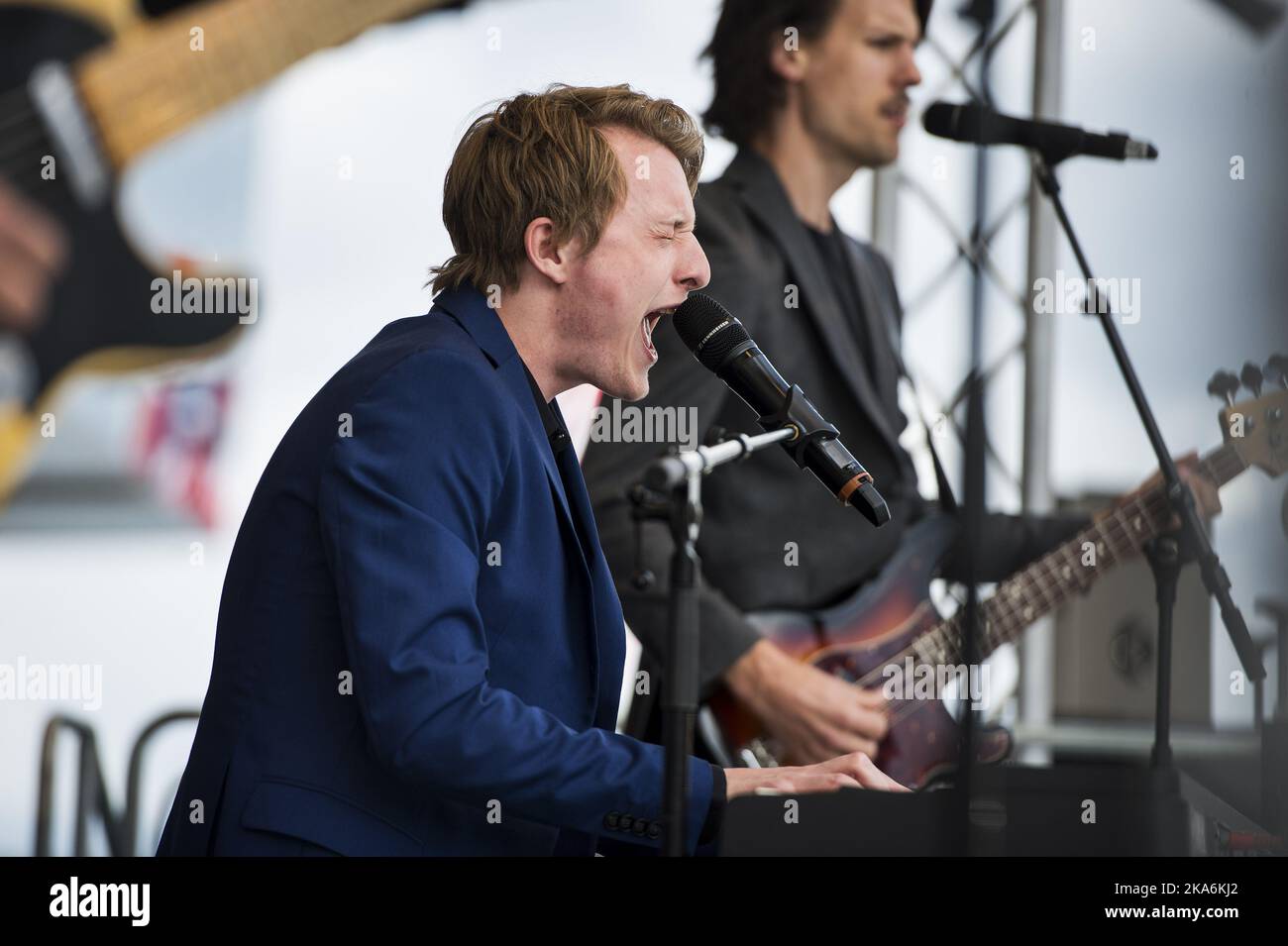 Stavanger 20160627. Idol winner Marius Samuelsen singing and playing ...