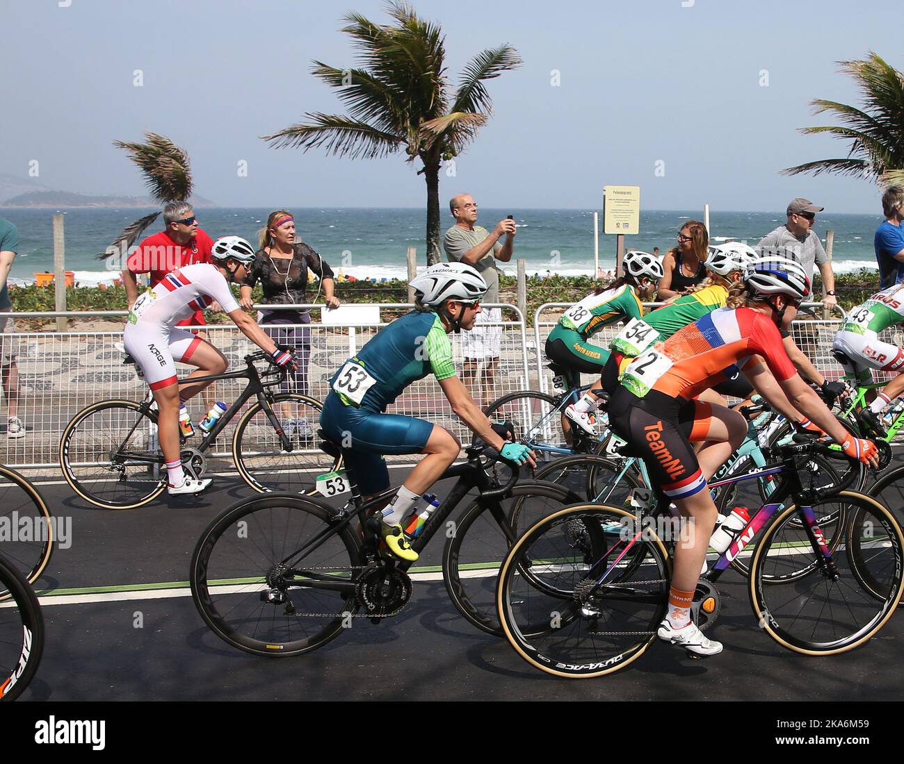 Compeating hi-res stock photography and images - Alamy