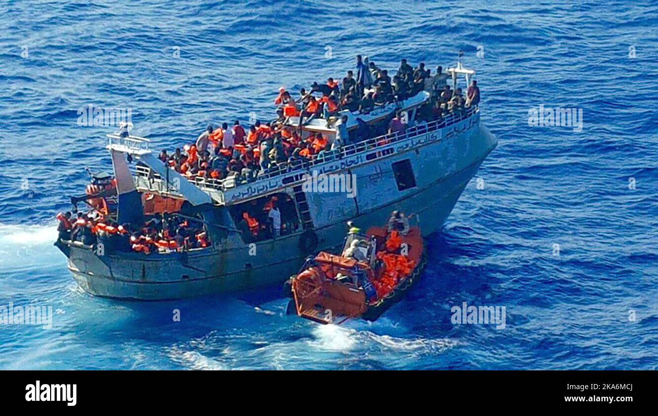 The Norwegian ship Siem Pilot at Lampedusa with 296 migrants who were ...