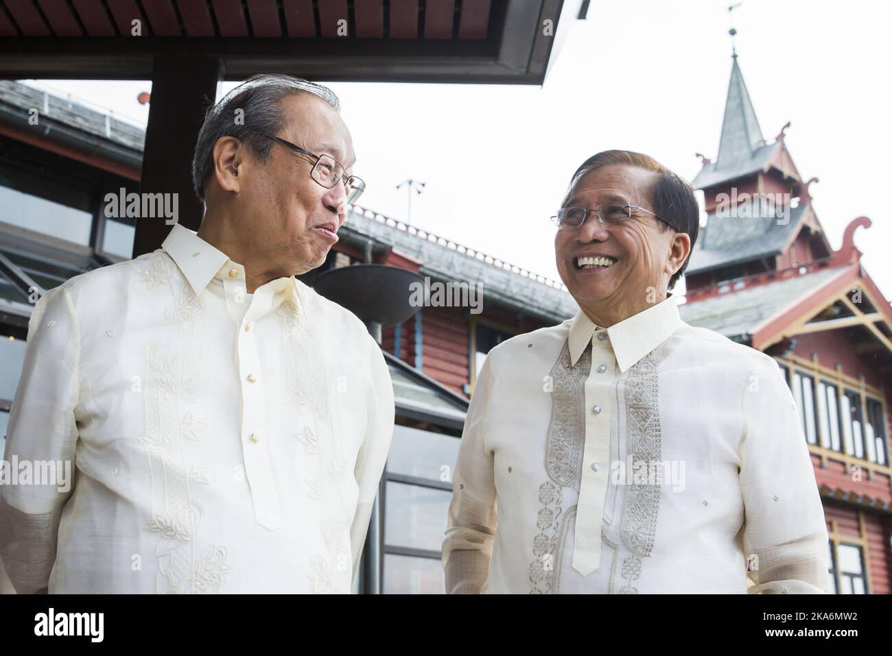 OSLO, Norway 20160822. Philippine peace minister Jesus Dureza (right ...