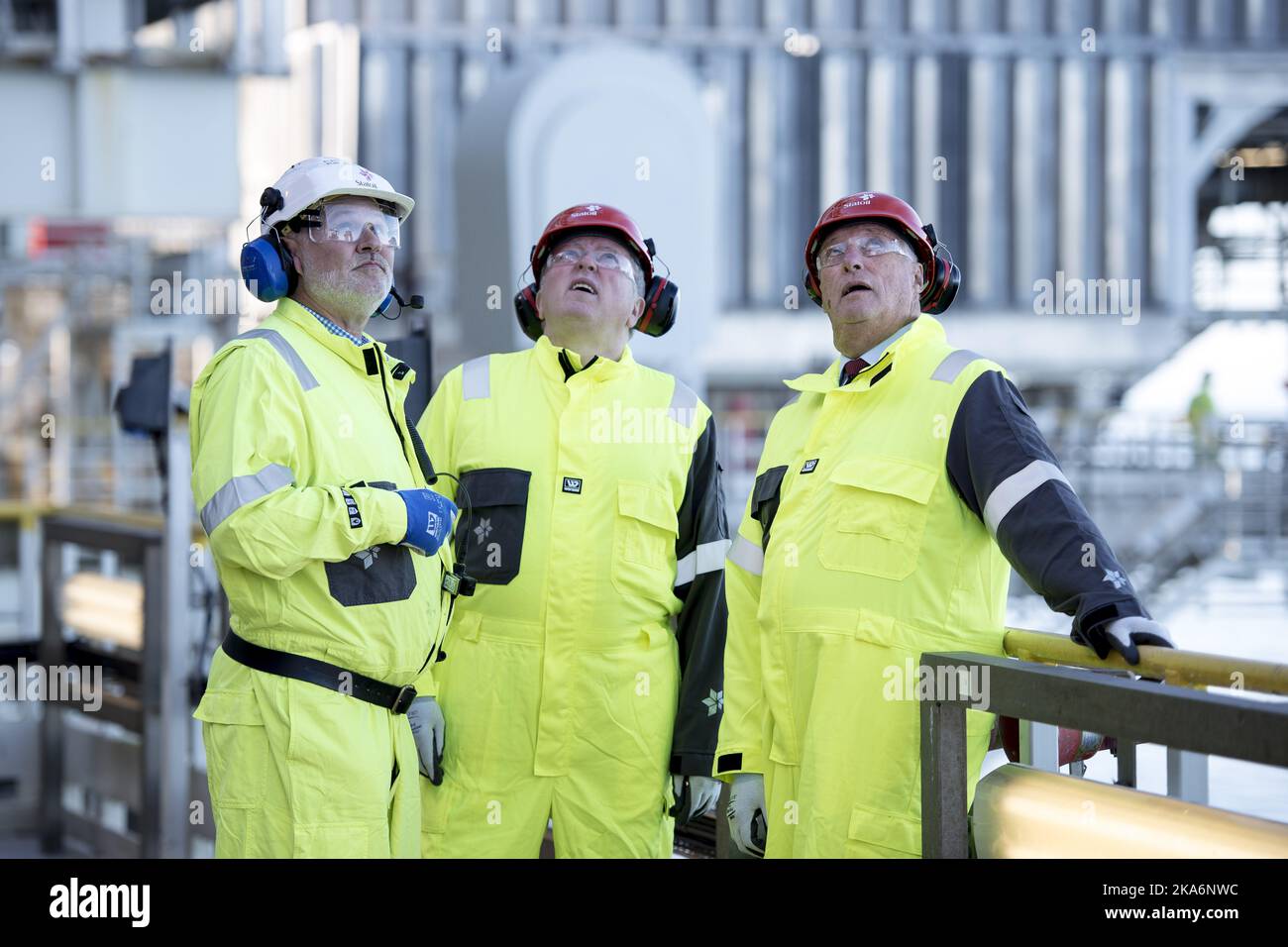 Troll a gas platform hi-res stock photography and images - Alamy