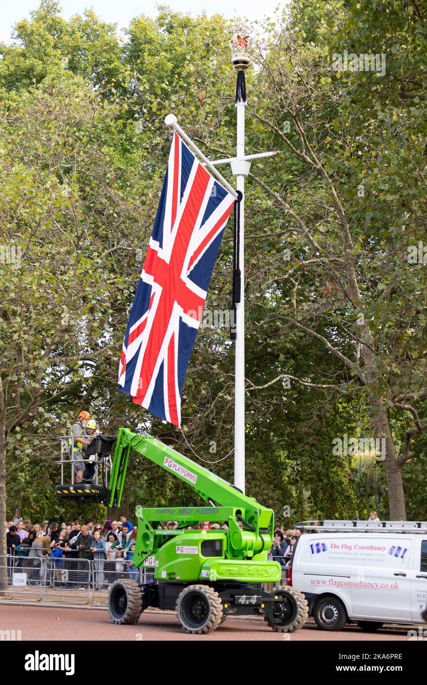 [MccLi0000732] Union Jack flags fly at full mast today after Charles ...