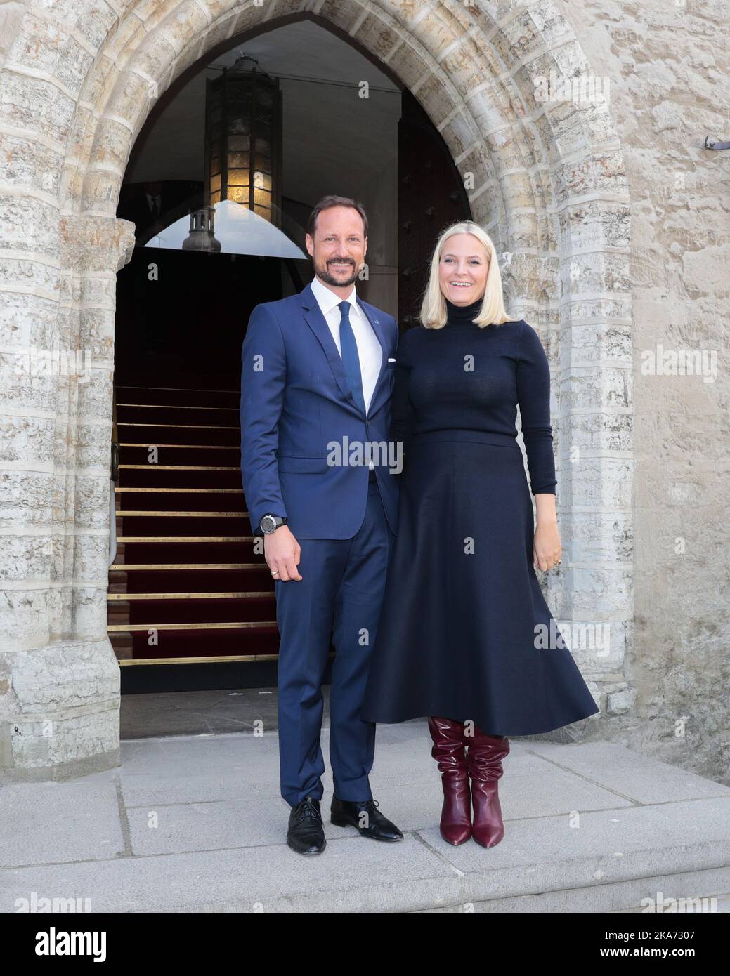 Mette marit and press conference hi-res stock photography and images ...