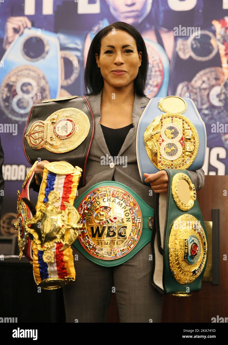Los Angeles, USA 20181206. Boxer Cecilia Braekhus poses with her ...