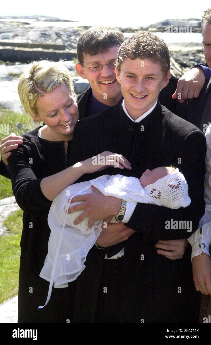 Ole Gunnar Solskjær with little Noah in arms, together with her Silje ...