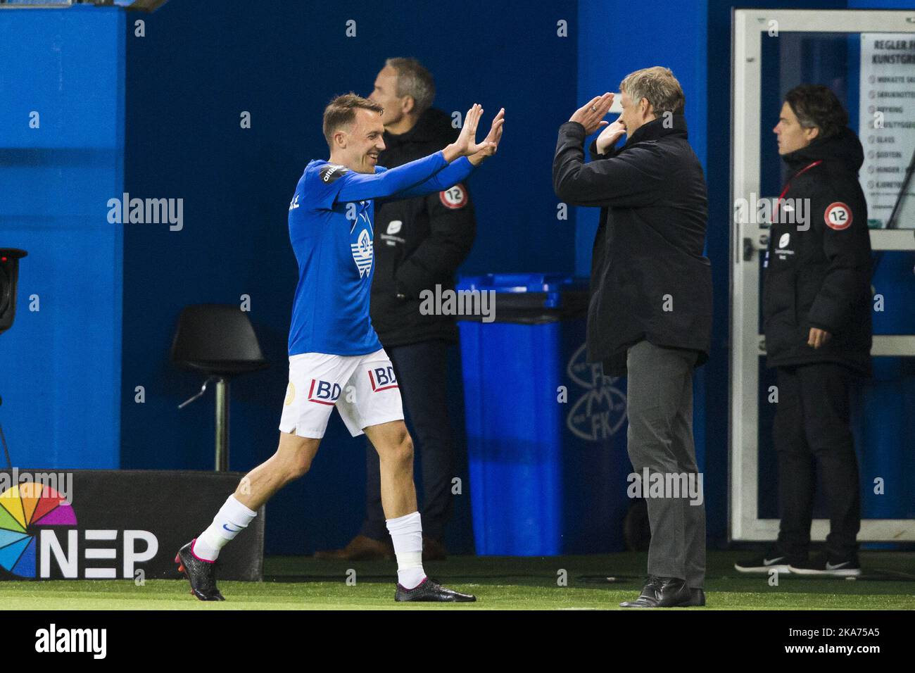 Eliteserien football 2017: Molde - Brann. Moldes manager Ole Gunnar ...