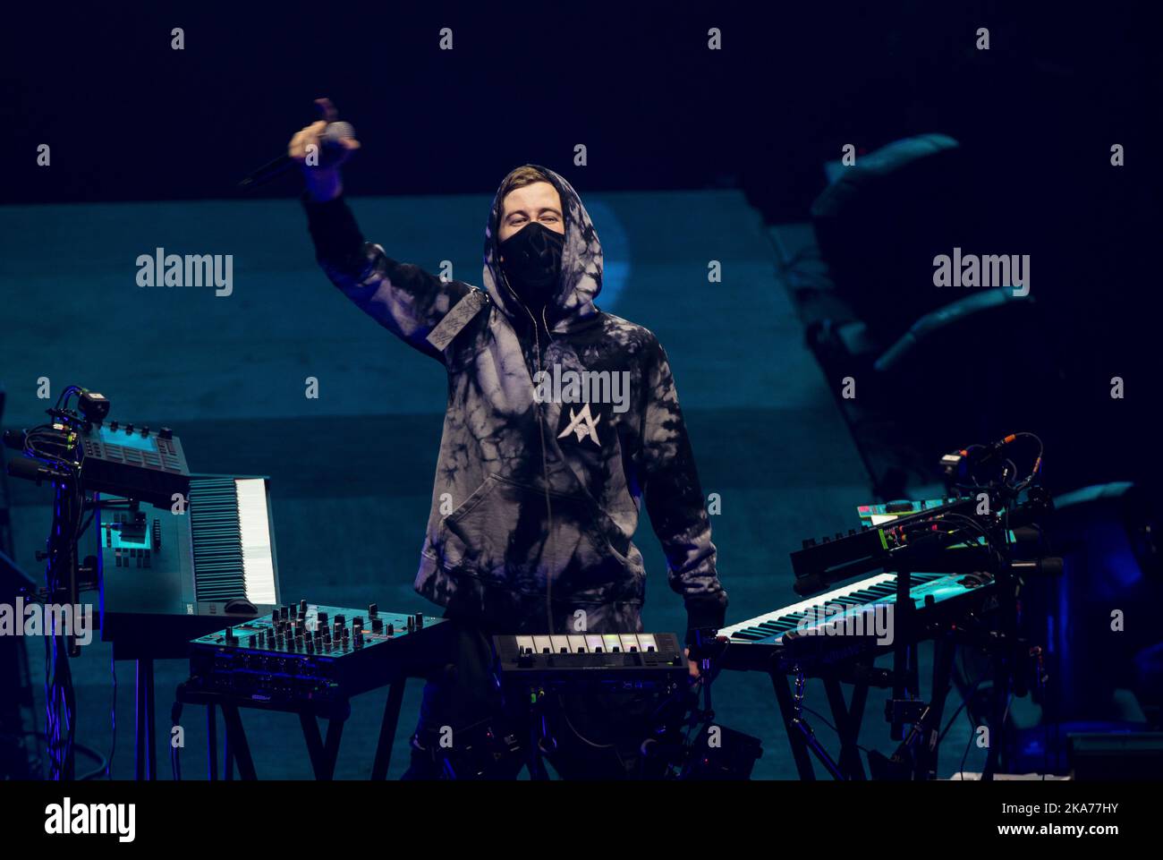 Alan walker hi-res stock photography and images - Alamy