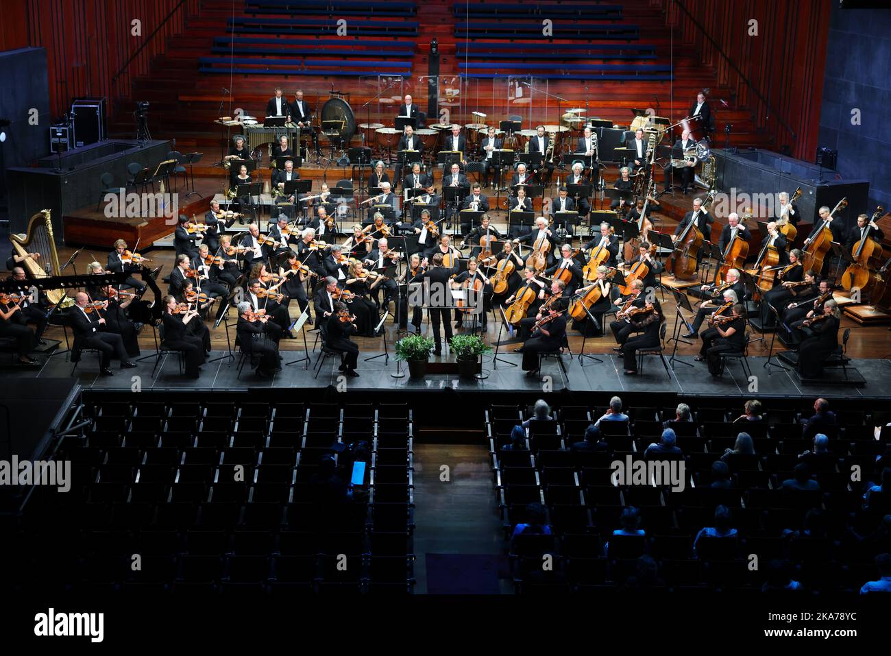 Oslo, Norway 20200819. Chief conductor Klaus MÃ¤kelÃ¤ conducts during ...