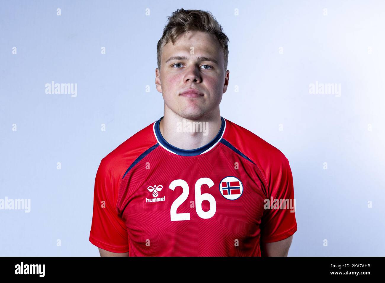 Oslo 20210709. The handball guys, team photo and portraits before the ...