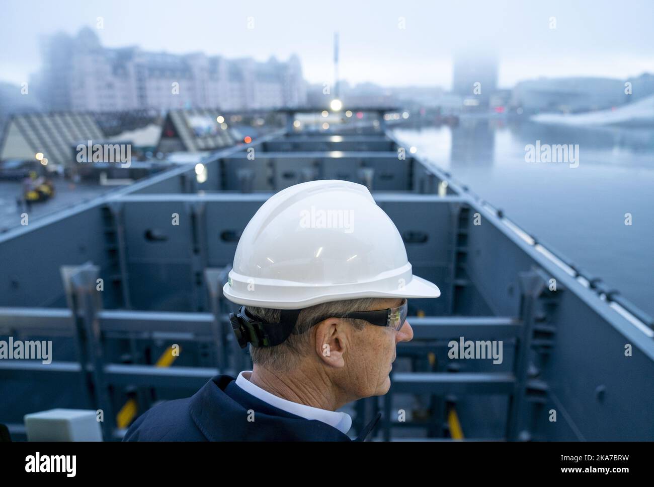 Oslo 20211119. Prime Minister Jonas Gahr Store will be given a tour of ...
