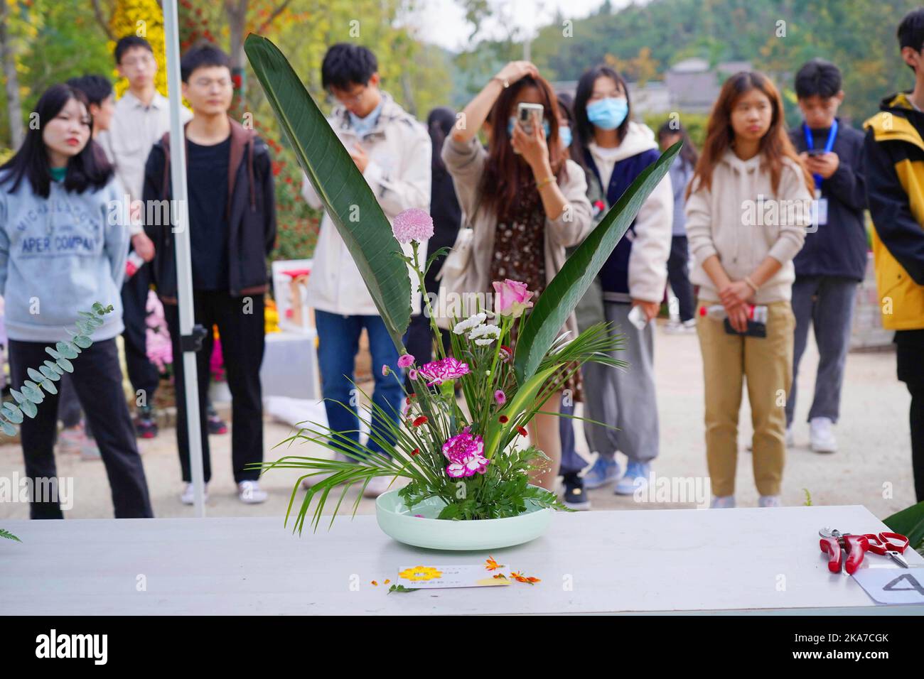 The flower arrangement contest was held in the School of Landscape ...