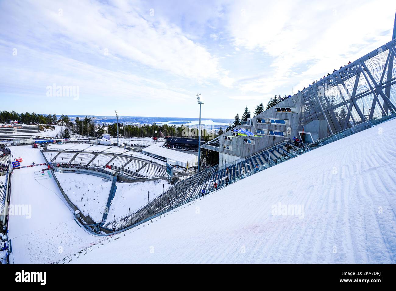 Mens ski jumping hi-res stock photography and images - Alamy