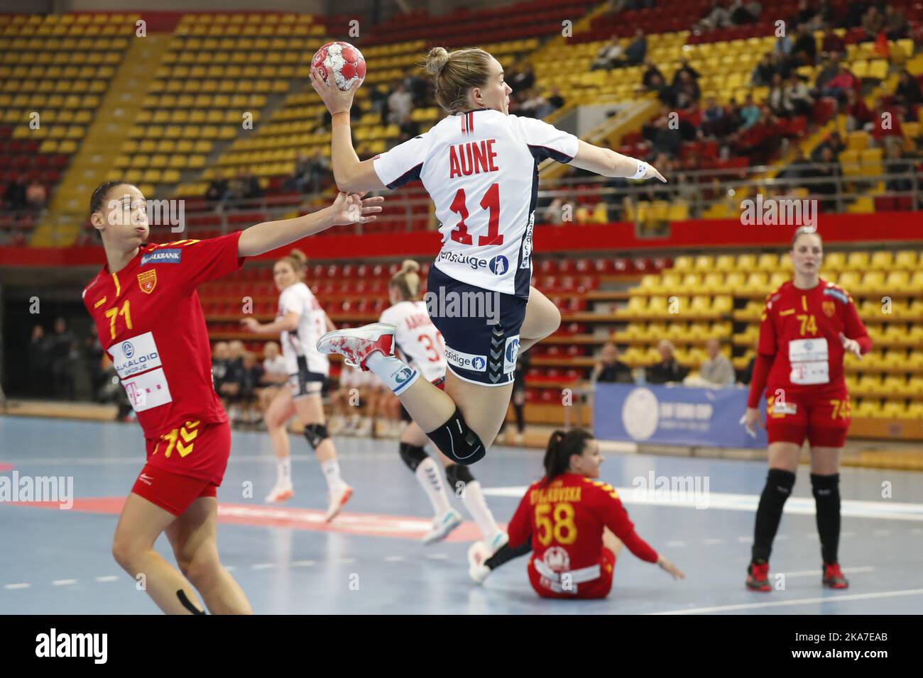 Malin aune hi-res stock photography and images - Alamy