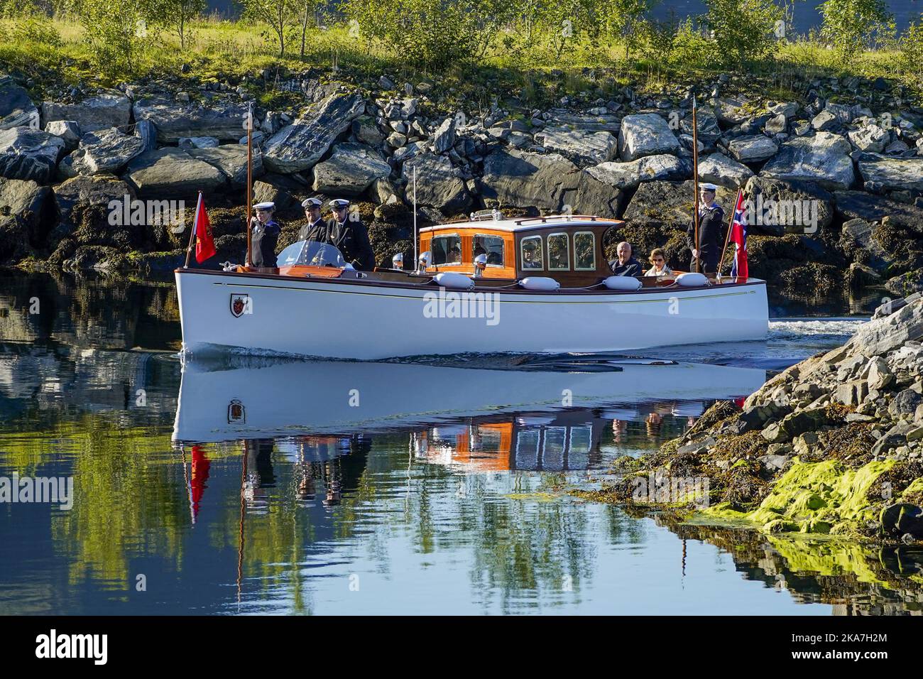 Vanylven 20220831. King Harald and Queen Sonja visit Vanylven during ...