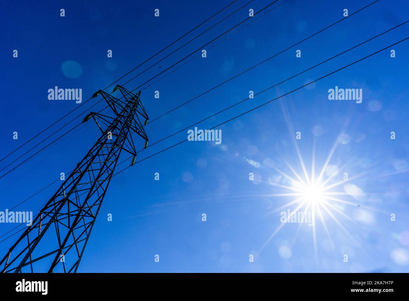 LillestrÃ¸m 20220905. Power, power cables, power cable, power line ...