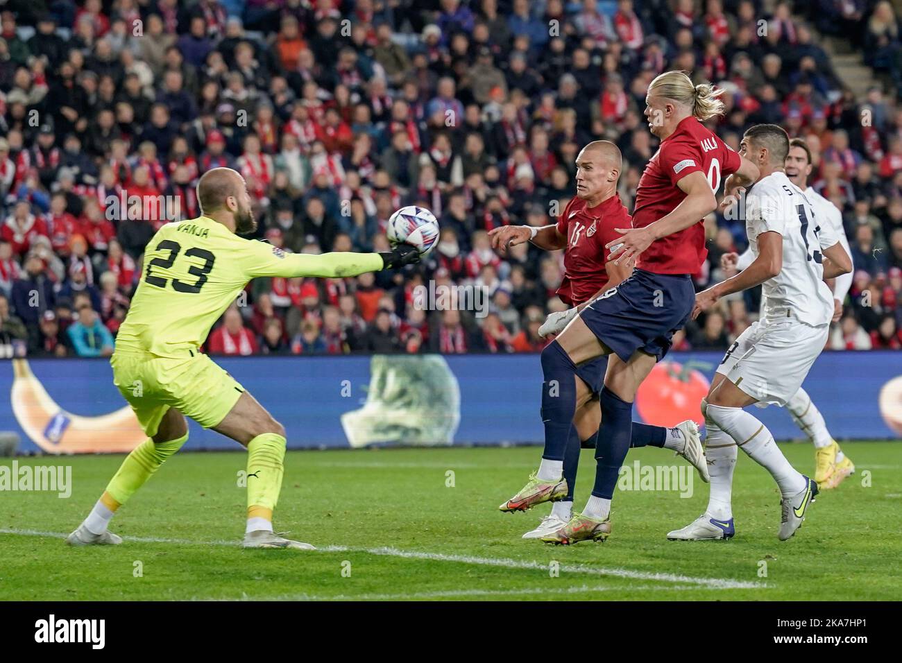 Oslo 20220927. Serbia's goalkeeper Vanja Milinkovic-Savic saves a ...