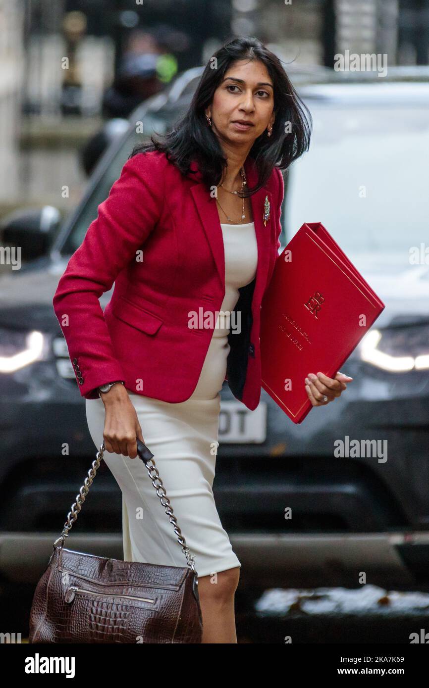 Downing Street, London, UK. 1st November 2022. Home Secretary, Suella ...