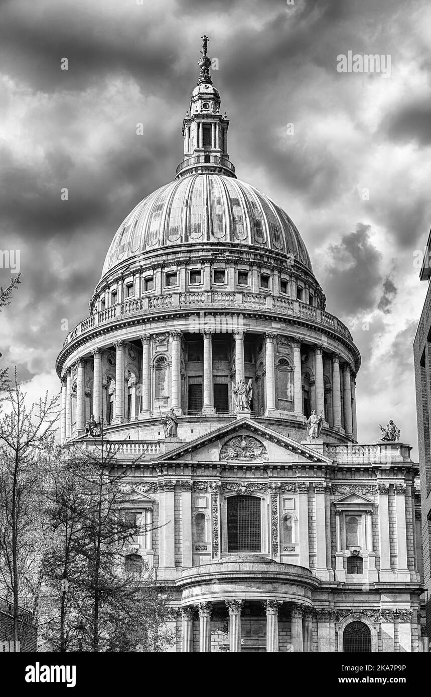 Dome of St Paul's Cathedral, iconic anglican church and seat of the ...