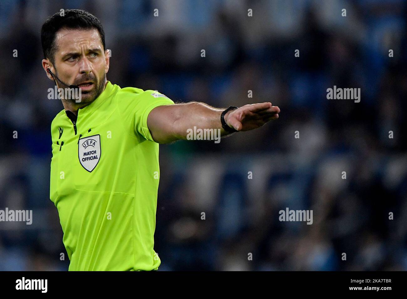 Referee daniel stefanski hi-res stock photography and images - Alamy