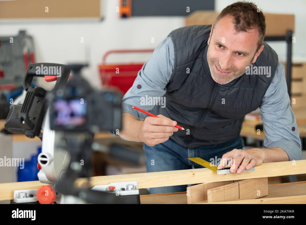 diy blogger recording video of woorworking hobby Stock Photo - Alamy