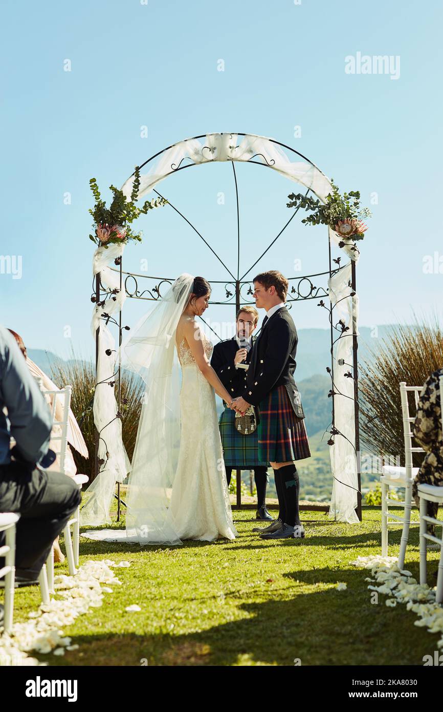 How to alter a dress hi-res stock photography and images - Alamy