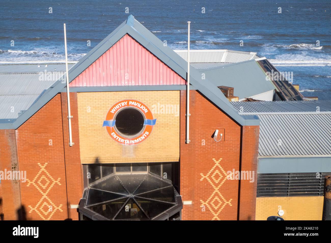 Whitby pavilion theatre hi-res stock photography and images - Alamy