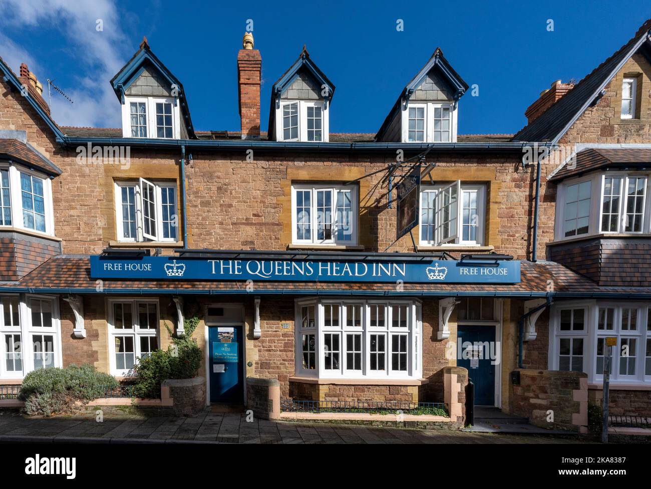 The Queen's Head Inn - public house - Holloway Street, Minehead, North Devon, Devon, England, UK ...