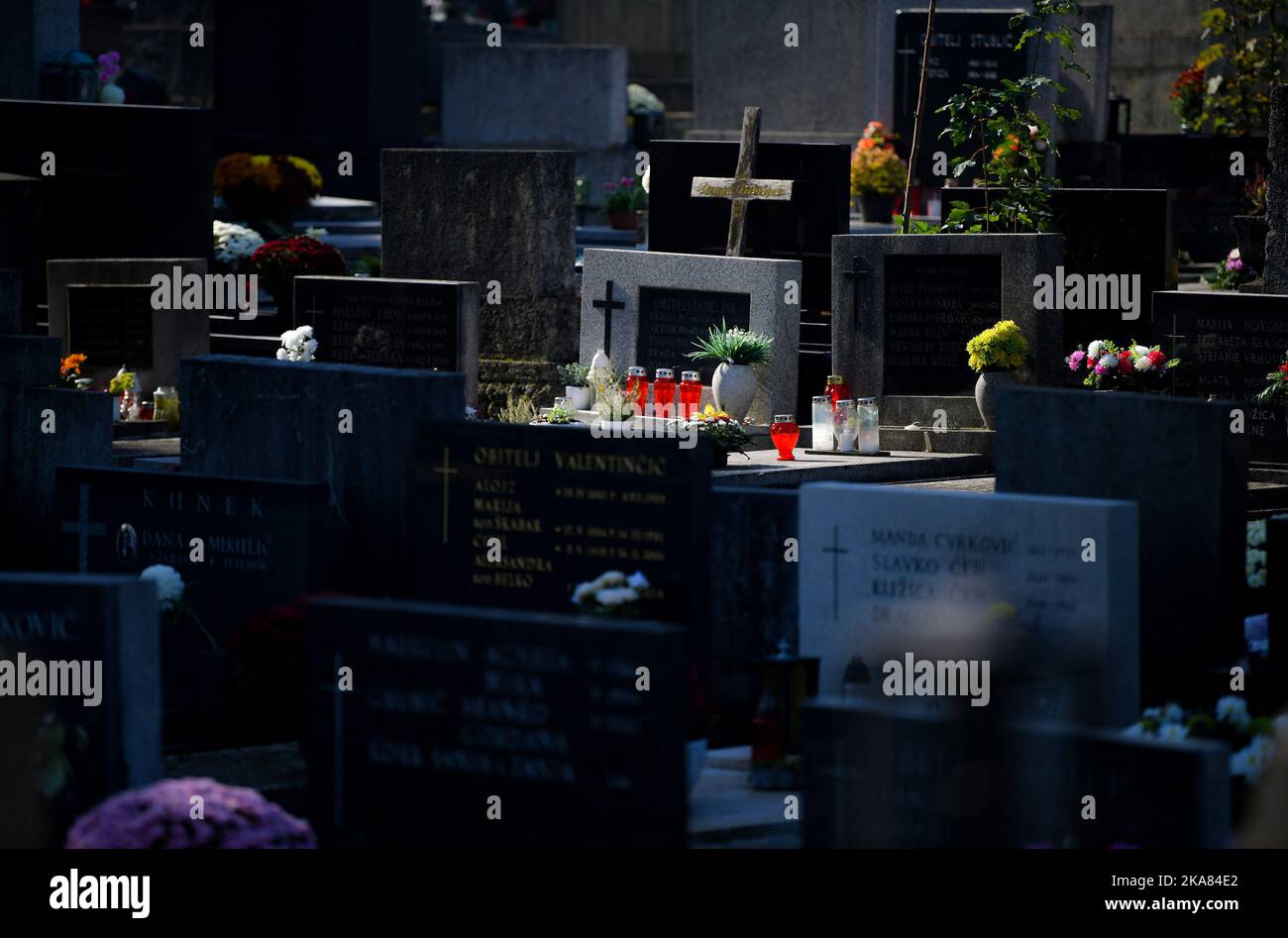 Zagreb, Croatia. 01st Nov, 2022. People visit a relatives graves during ...