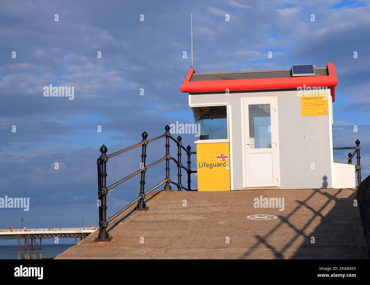 Safety lookout hi-res stock photography and images - Alamy
