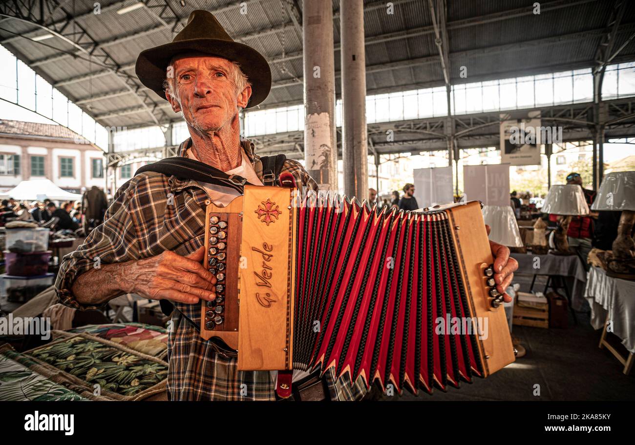 Jean vesco hi-res stock photography and images - Alamy