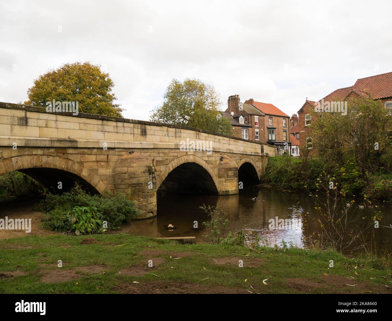 Cod beck joins river swale at topcliffe hi-res stock photography and ...