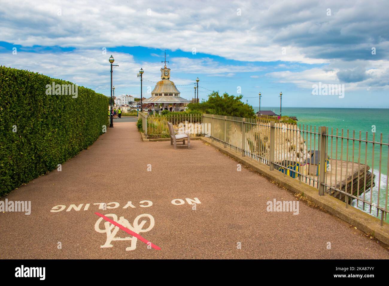 Victoria gardens broadstairs hi-res stock photography and images - Alamy
