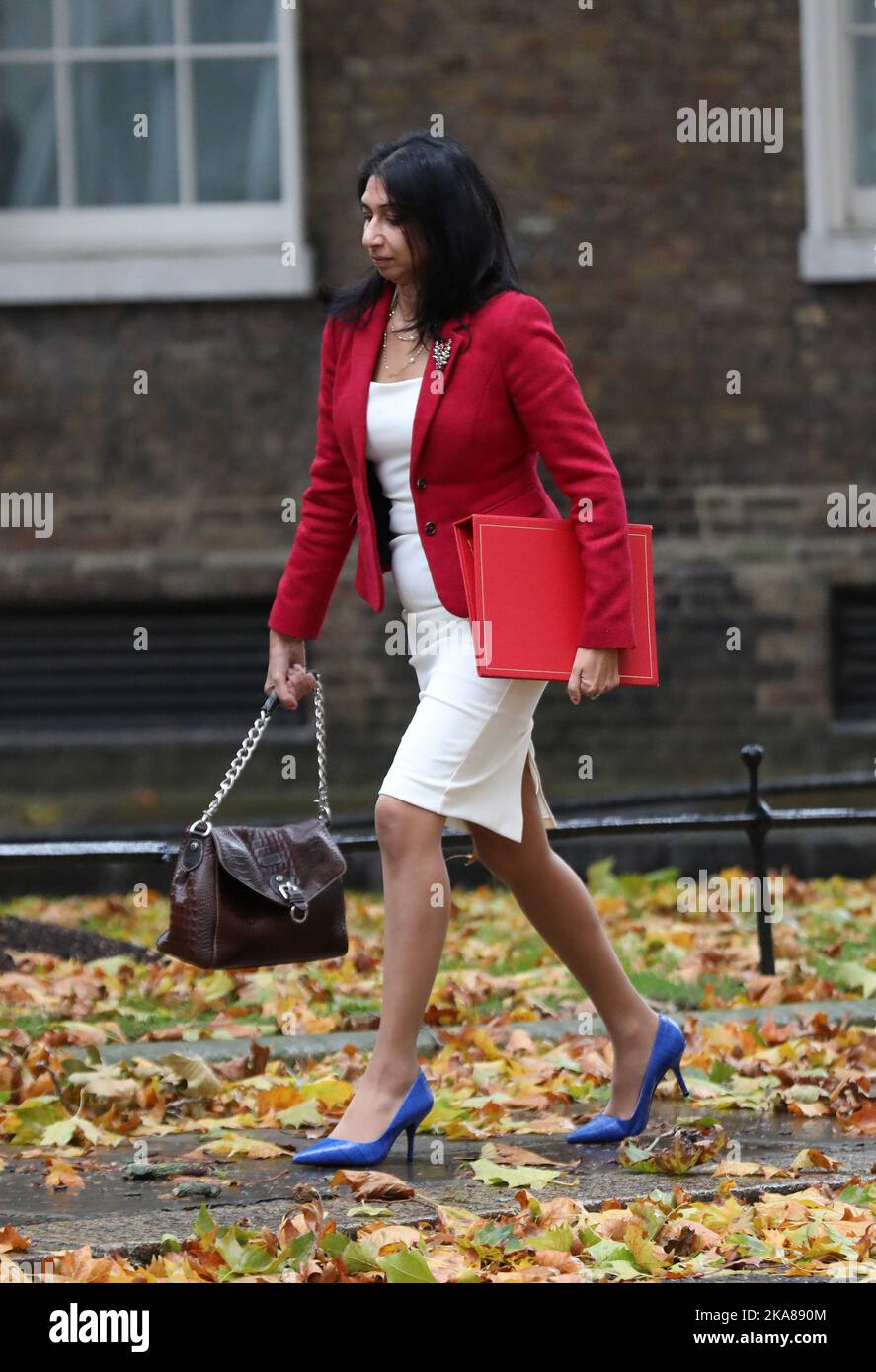London, UK. 01st Nov, 2022. Home Secretary Suella Braverman arrives for ...